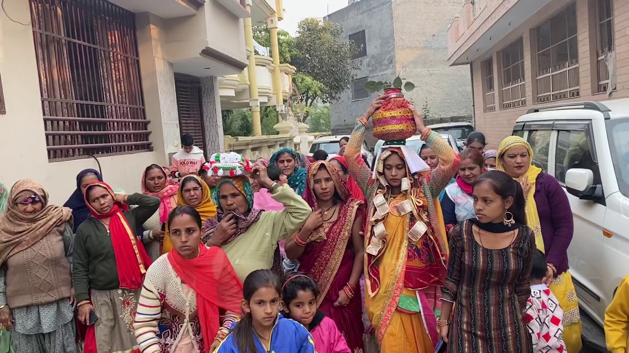 How Indians Celebrate Kuan Pujan Ceremony - Bee Blogs